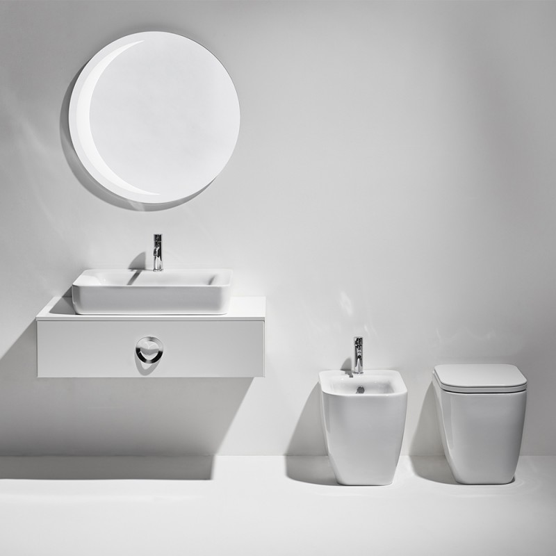 Sanitari filomuro rimless Simas Henges con sedile soft close incluso